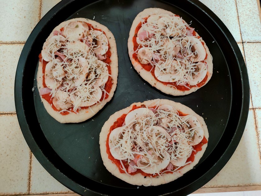 La pizza sur pain naan : une recette facile