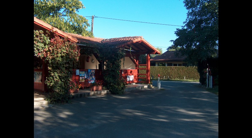 Camping Les Jardins De L'adour Saint-vincent-de-paul