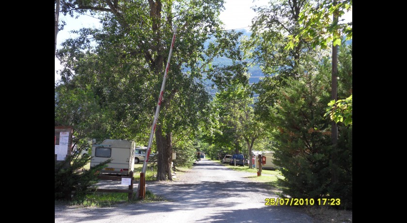 Camping Champ Feleze La condamine-châtelard