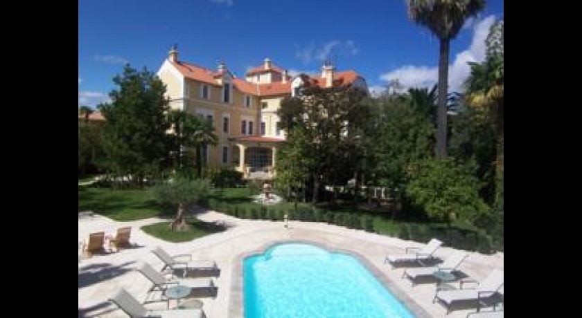 Hotel Chateau La Tour Apollinaire Perpignan