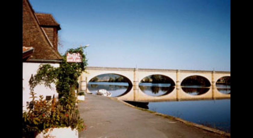 Hôtel-restaurant Le Barrage Mauzac-et-grand-castang