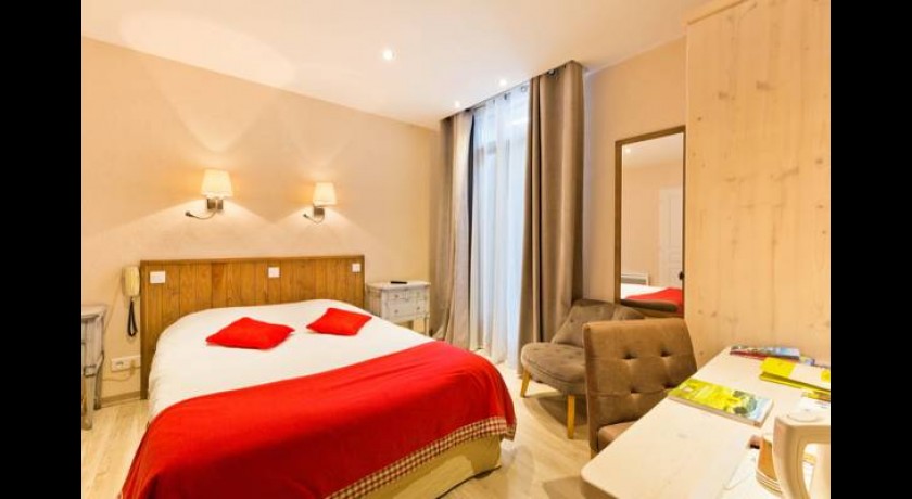 Hôtel De La Plage Publier