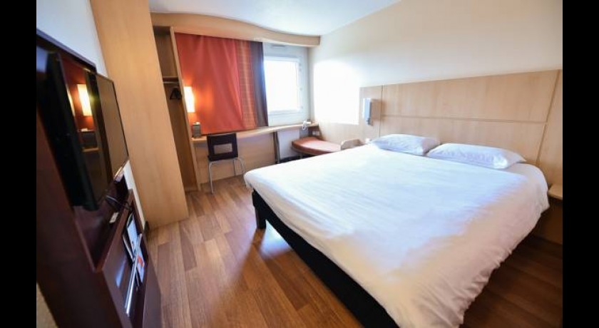 Hotel Ibis Beaune La Ferme Aux Vins