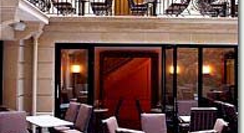 Hôtel Pershing Hall Paris