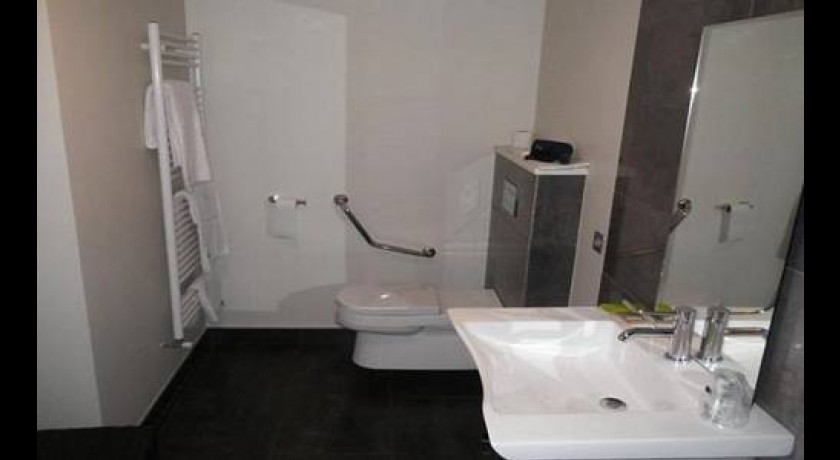 Hotel No Minoé Locminé