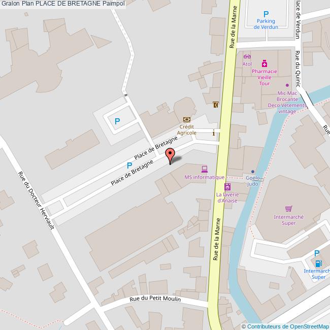 Place de BRETAGNE Paimpol