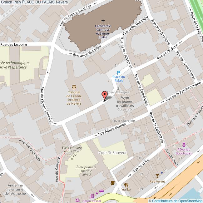 Place du PALAIS Nevers