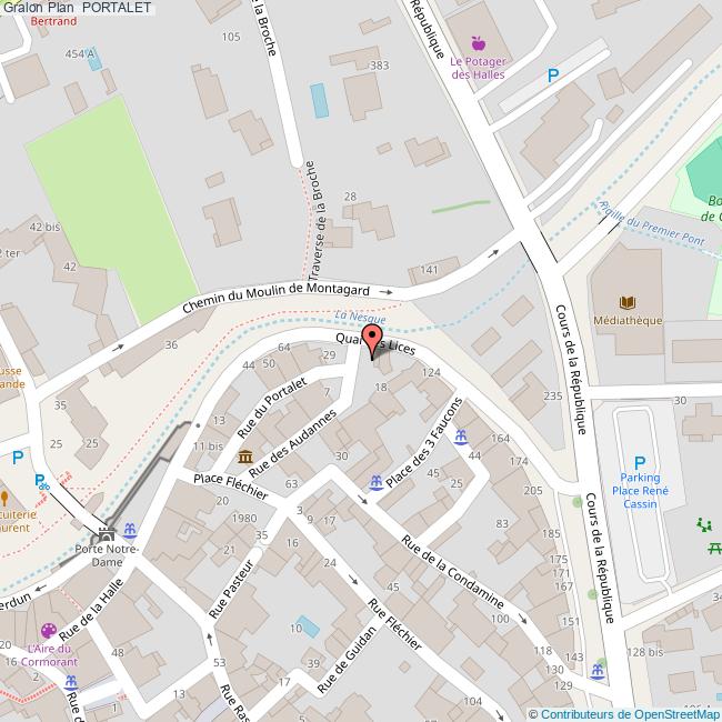 Place du PORTALET Pernes-les-Fontaines