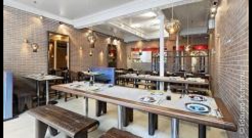 Restaurant Yoom Martyrs Paris