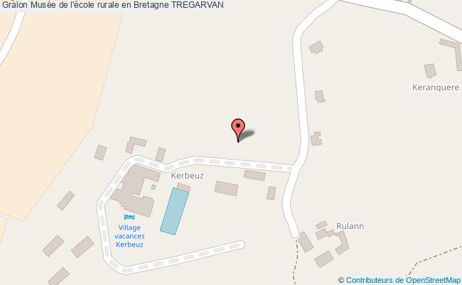 Musée de l'école rurale en bretagne Tregarvan tourisme Musées