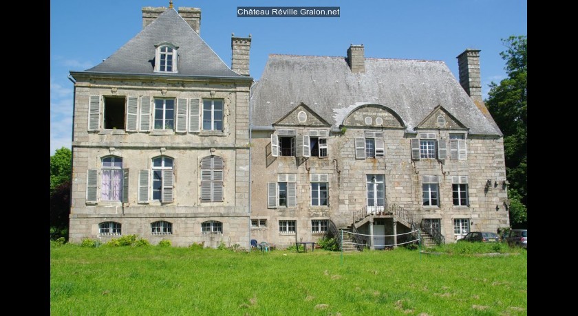 Château Réville tourisme