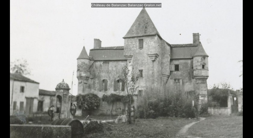 Château de balanzac Balanzac tourisme