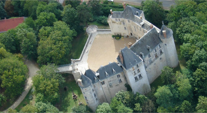 Château de saint-brisson-sur-loire Saint-brisson-sur-loire tourisme ...
