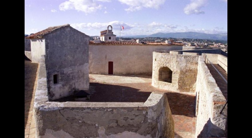 Fort carre Antibes juan-les-pins tourisme Site et monument historiques