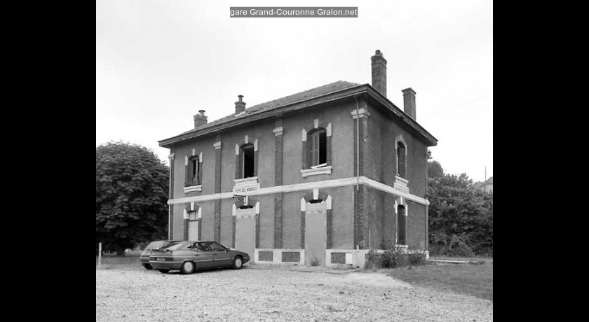 Gare Grand-couronne tourisme