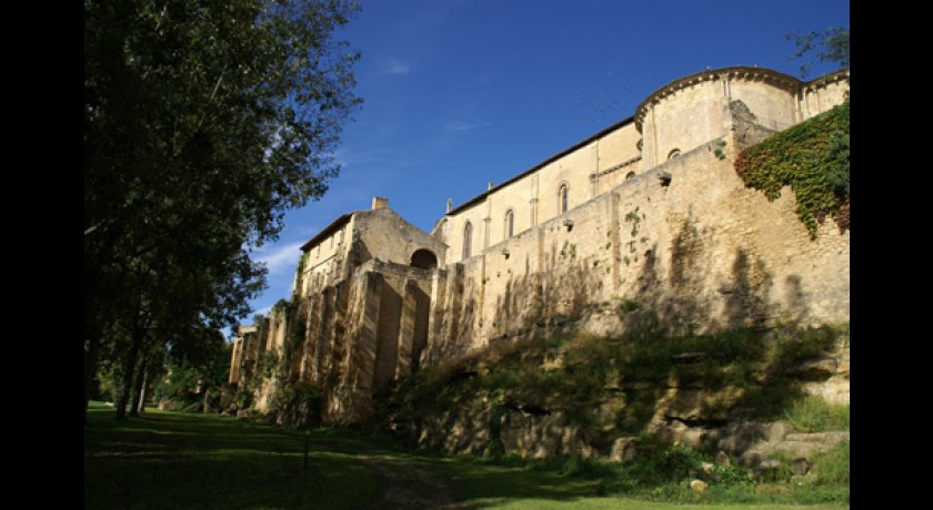 Les remparts de saint-macaire Saint-macaire tourisme Site / monument