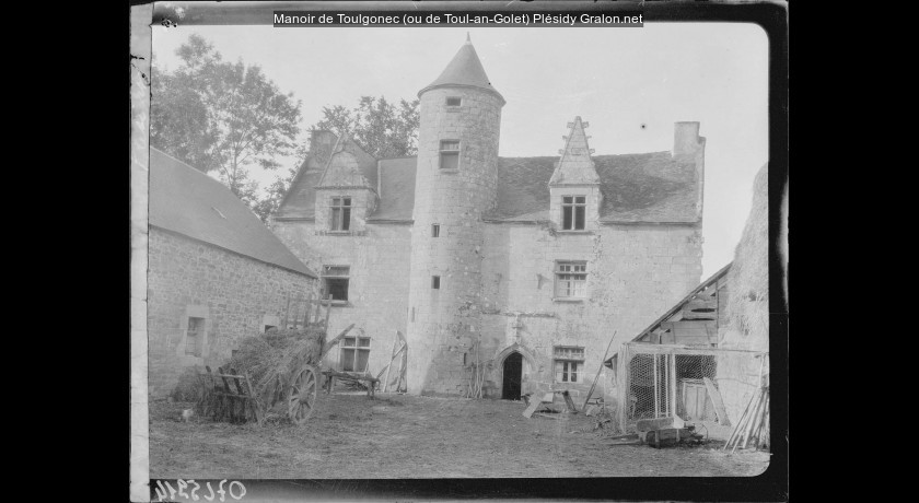 Manoir de toulgonec (ou de toul-an-golet) Plésidy tourisme