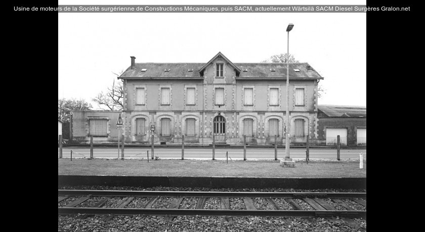 Usine de moteurs de la société surgérienne de constructions mécaniques ...